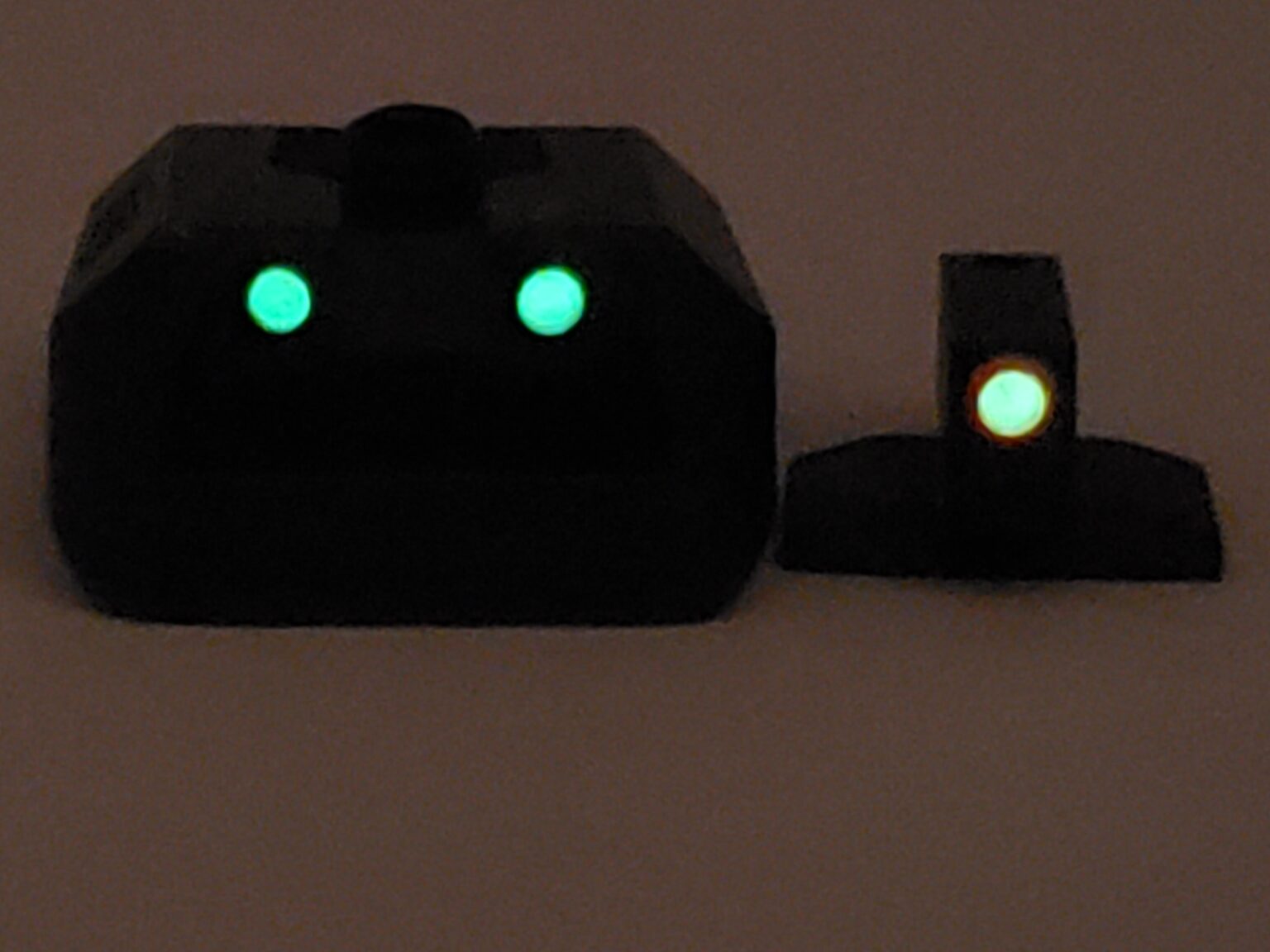 NOVAK'S Tritium Sights W/white outline 1911 - American Gun Parts